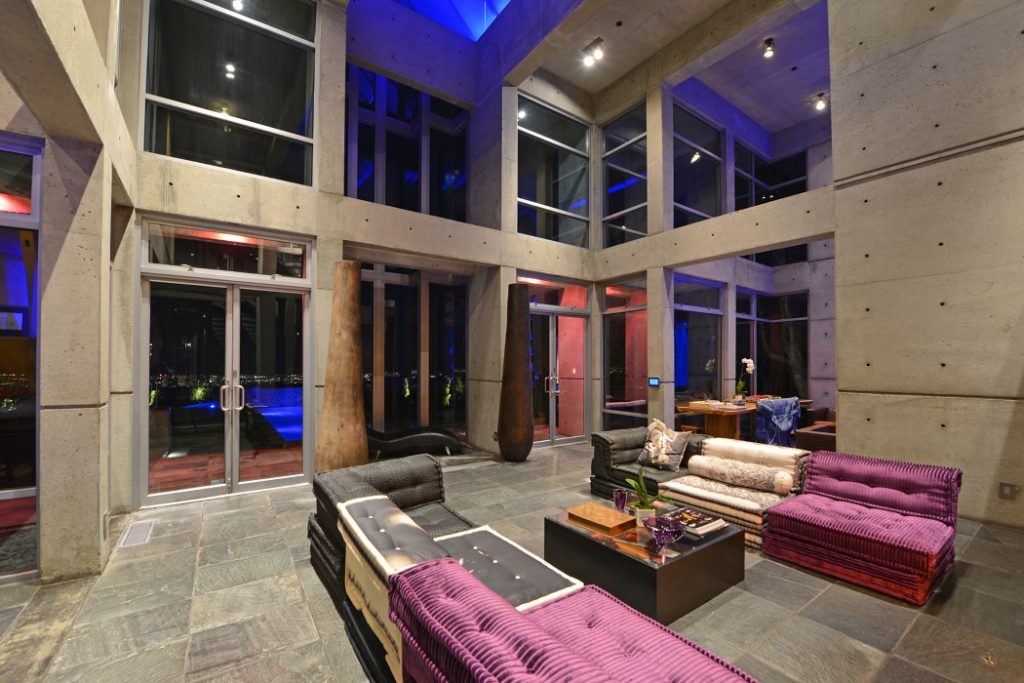 The Luxurious $50 million Los Angeles Skycastle – The Extravagant