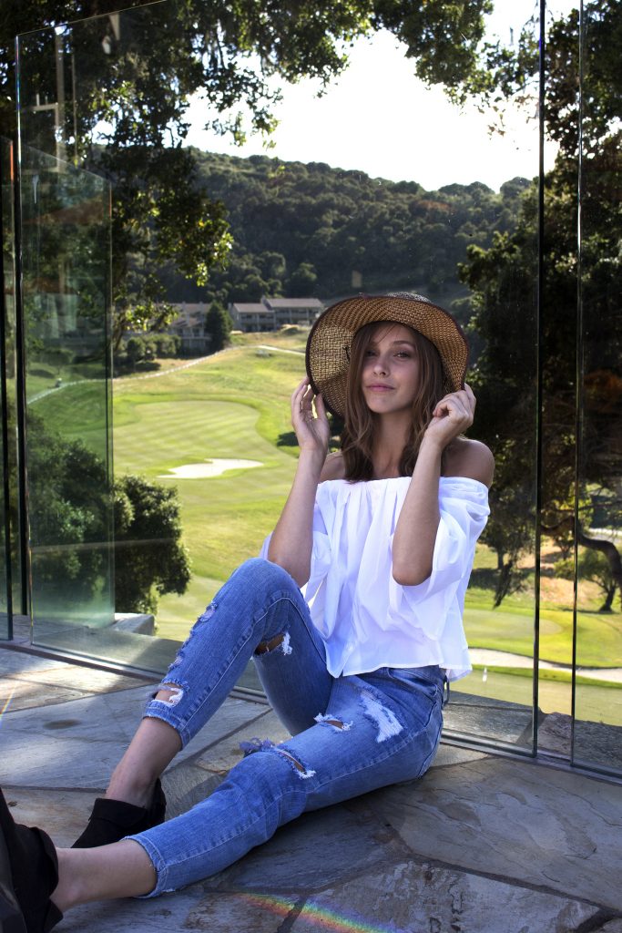 Meet Lily FitzPatrick – The Extravagant