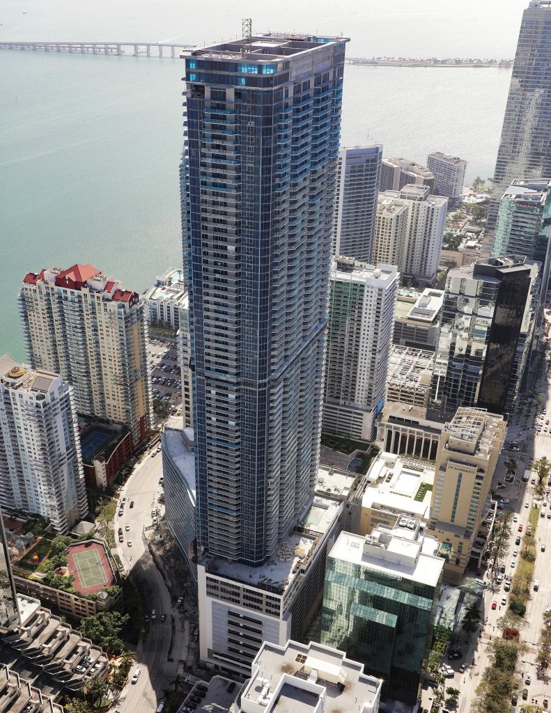 Living With A Panoramic View: Miami’s Panorama Tower – The Extravagant