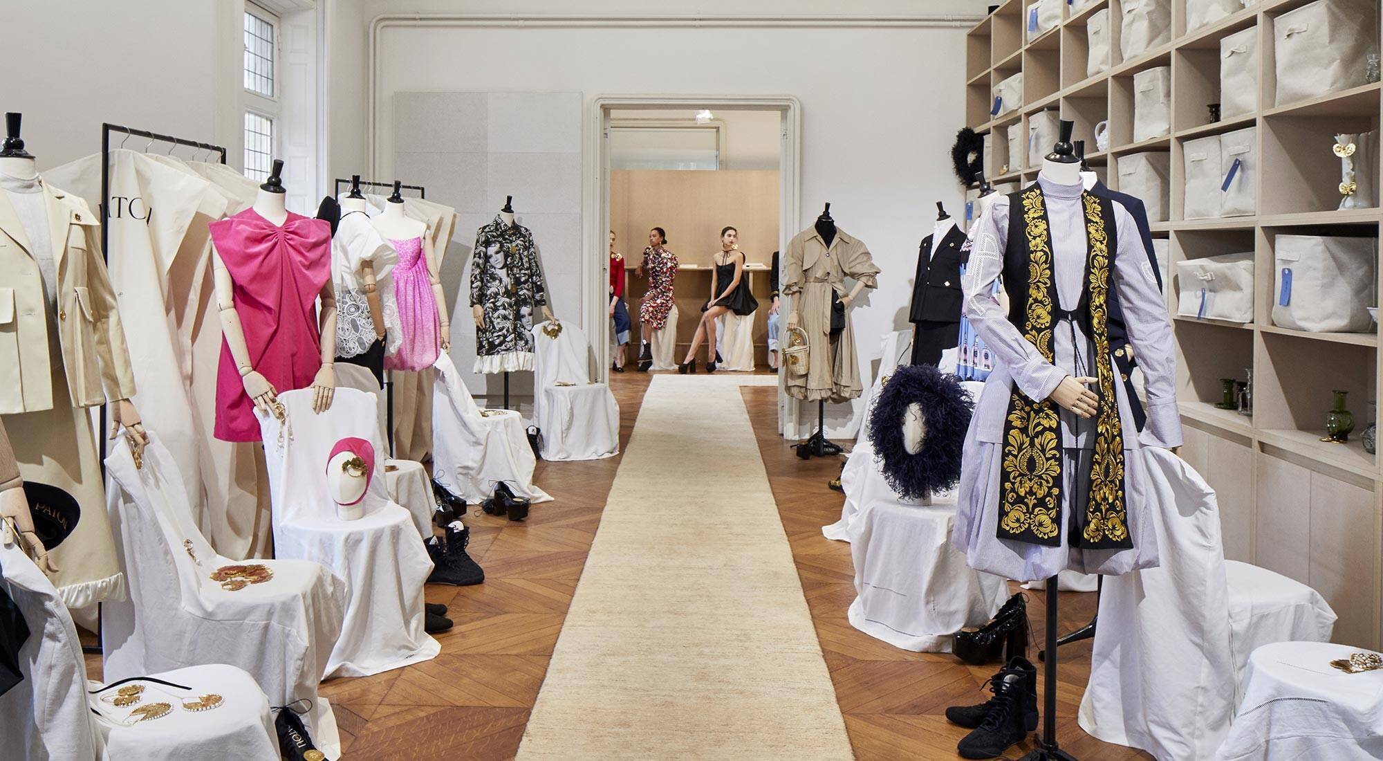 Patou showcases women’s ready-to-wear collection – The Extravagant