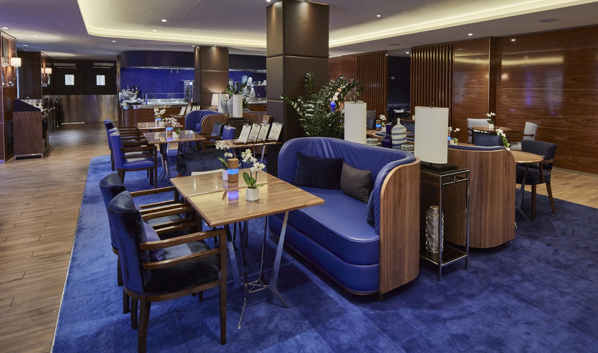 The Hotel Martinez | Cannes’ Art Deco Gem – The Extravagant