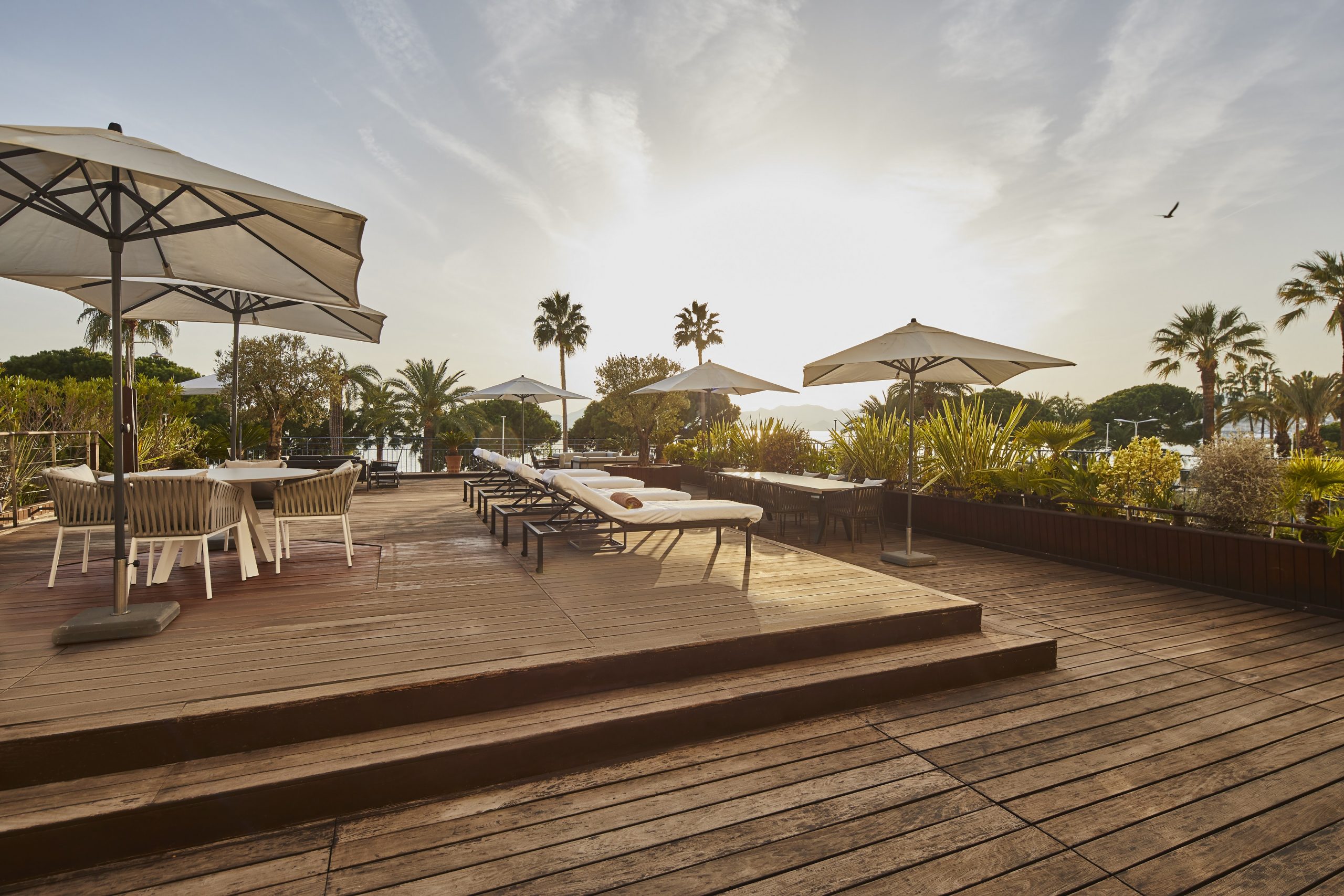 The Hotel Martinez | Cannes’ Art Deco Gem – The Extravagant
