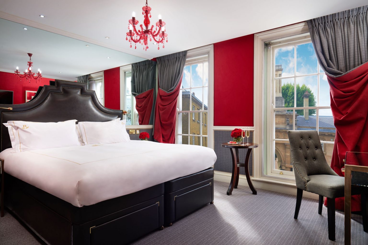 Exploring Traditional British Decor | The Rubens at The Palace – The ...