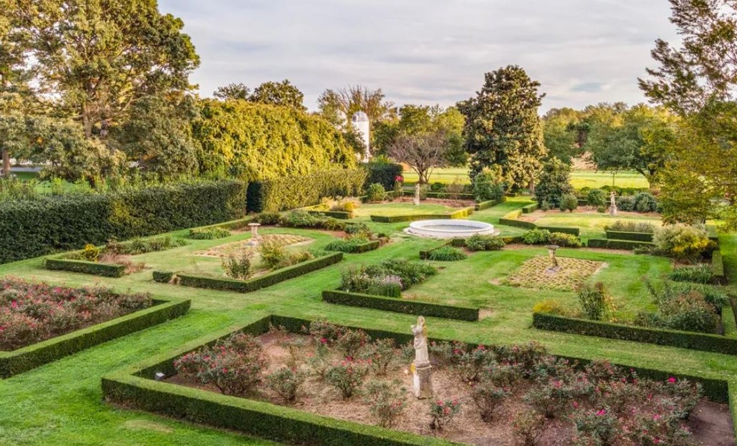 Fairview, The Estate That Defines East Coast Splendor – The Extravagant