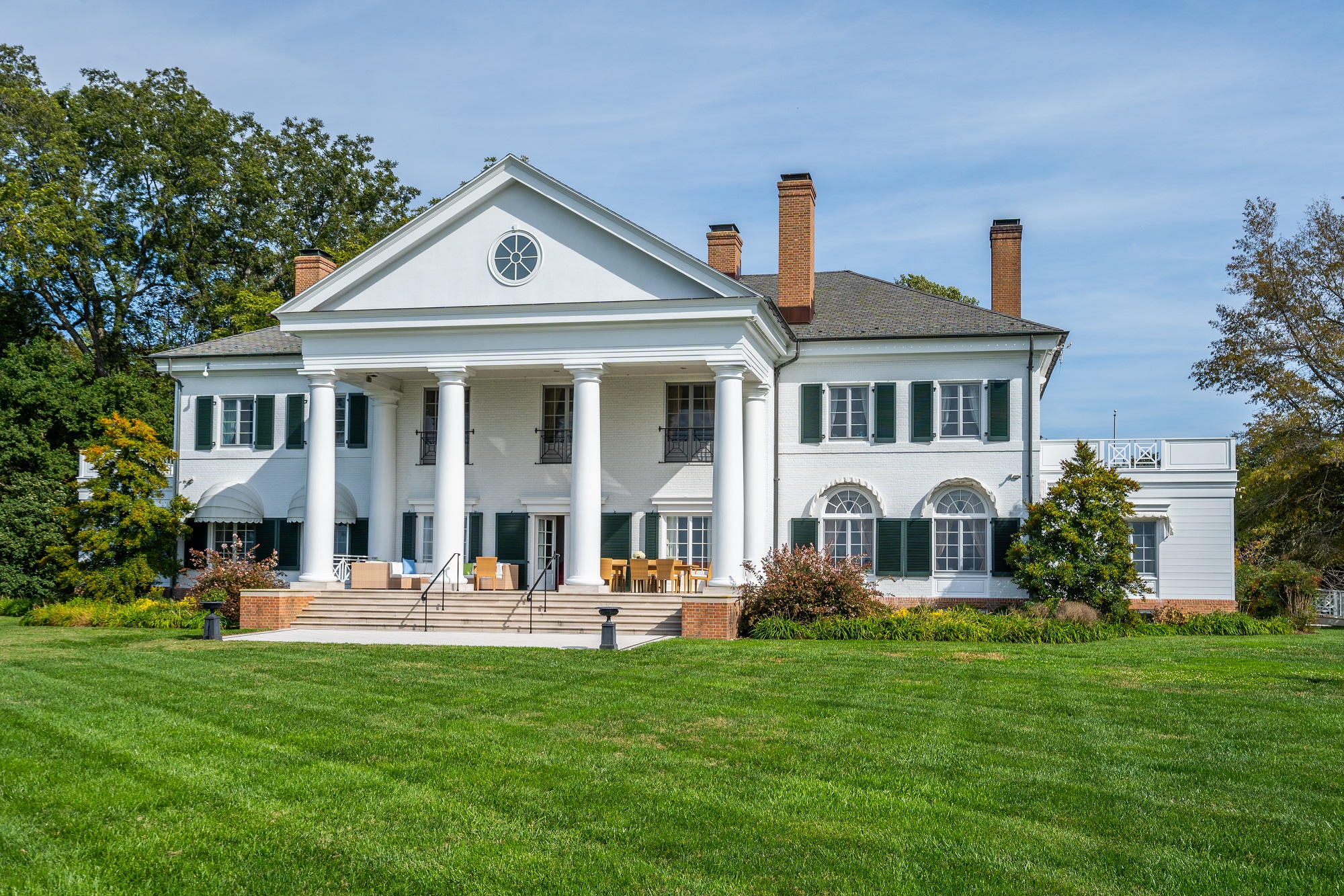 Four Most Magnificent East Coast Mansions For Sale – The Extravagant
