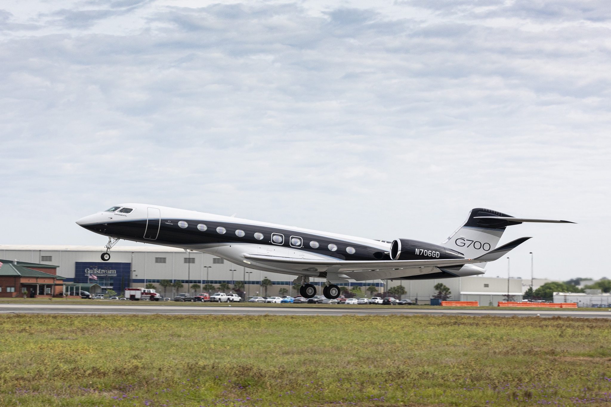 Gulfstream’s G700 Takes Flight – The Extravagant